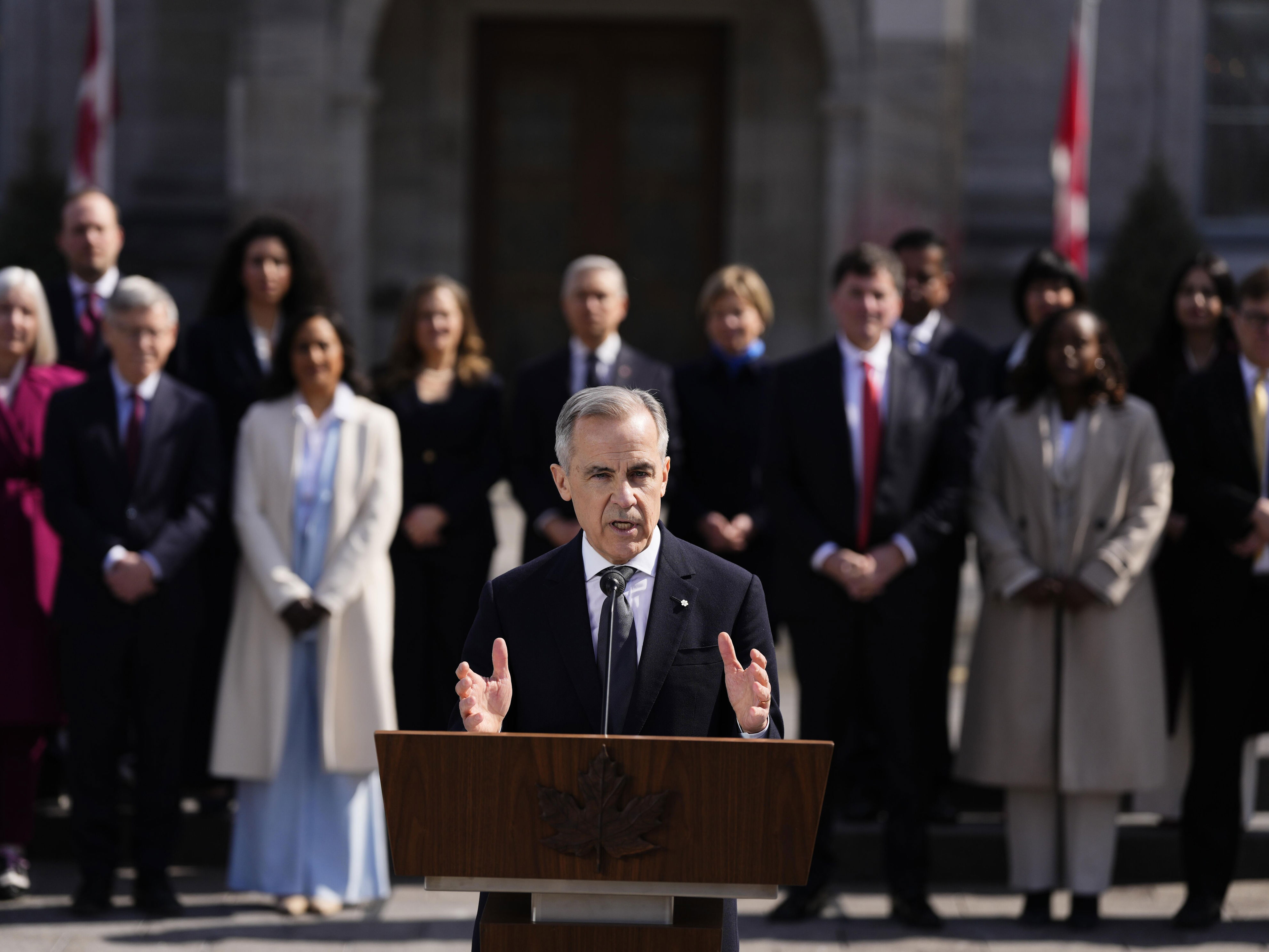 Mark Carney garde les mêmes acteurs, mais change le script