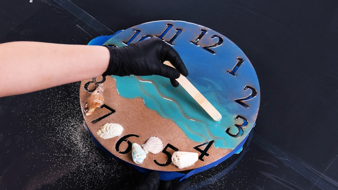 Create Stunning DIY Resin Clock