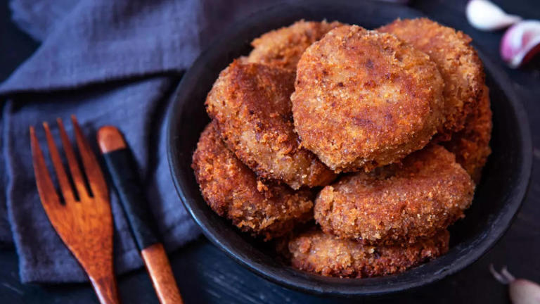 Step-by-step guide of making Kathal Cutlet at home