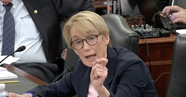 "Veterans Deserve Better!": Senator Hassan Criticizes Trump ...