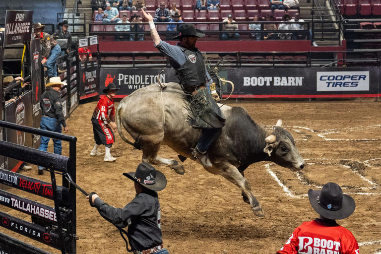 Bull Riders announce concerts with Jon Pardi, Miranda Lambert