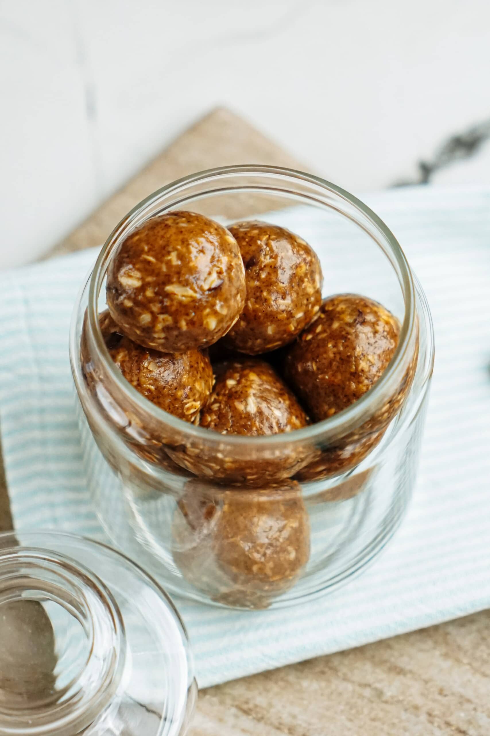 PB Energy Balls