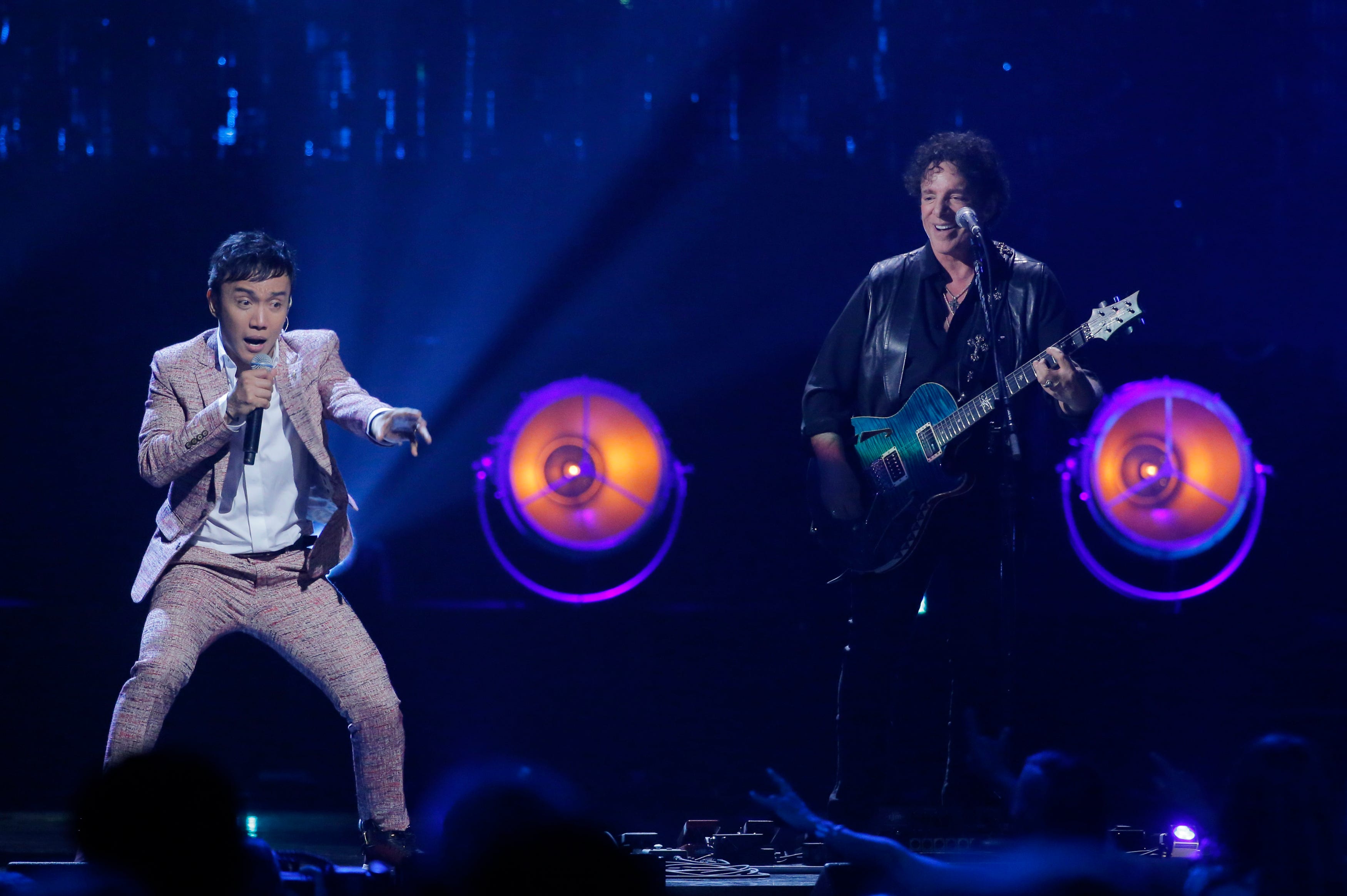 Journey concert canceled in Houston after 'electrical incident'