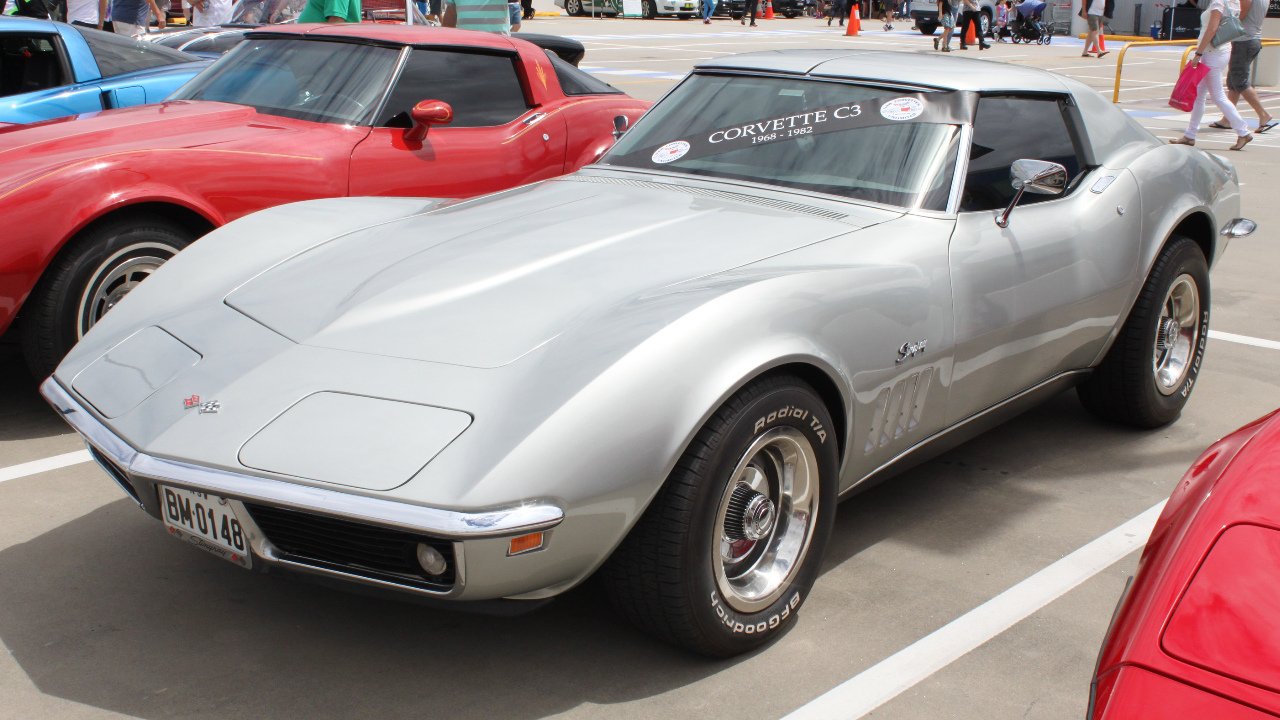 10 Old-School Rides Every Dream Garage Needs