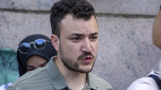 As Palestinian activist Mahmoud Khalil faces US deportation, Columbia ...