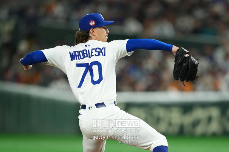 다저스는 1승 투수도 155km 던진다…요미우리에 명품 커브로 매운맛, 2이닝 KKK 퍼펙트