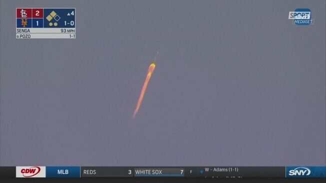 Il razzo Nasa/SpaceX Crew 10 intercettato da... Mets-Cardinals