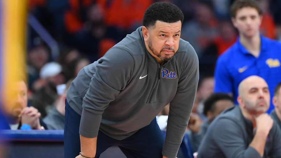 Pitt's Jeff Capel Visits Rising 2026 Guard
