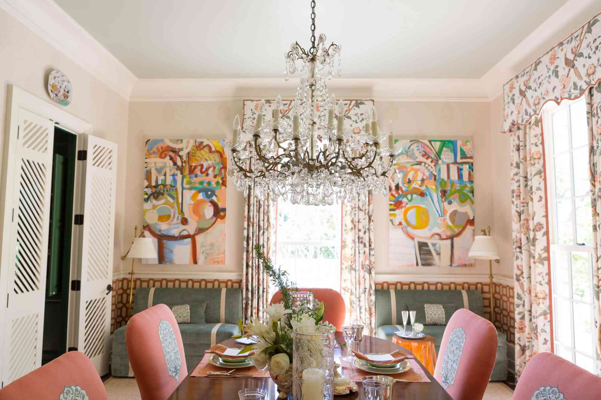 What You Need To Know Before Buying A Vintage Light Fixture For Your Home