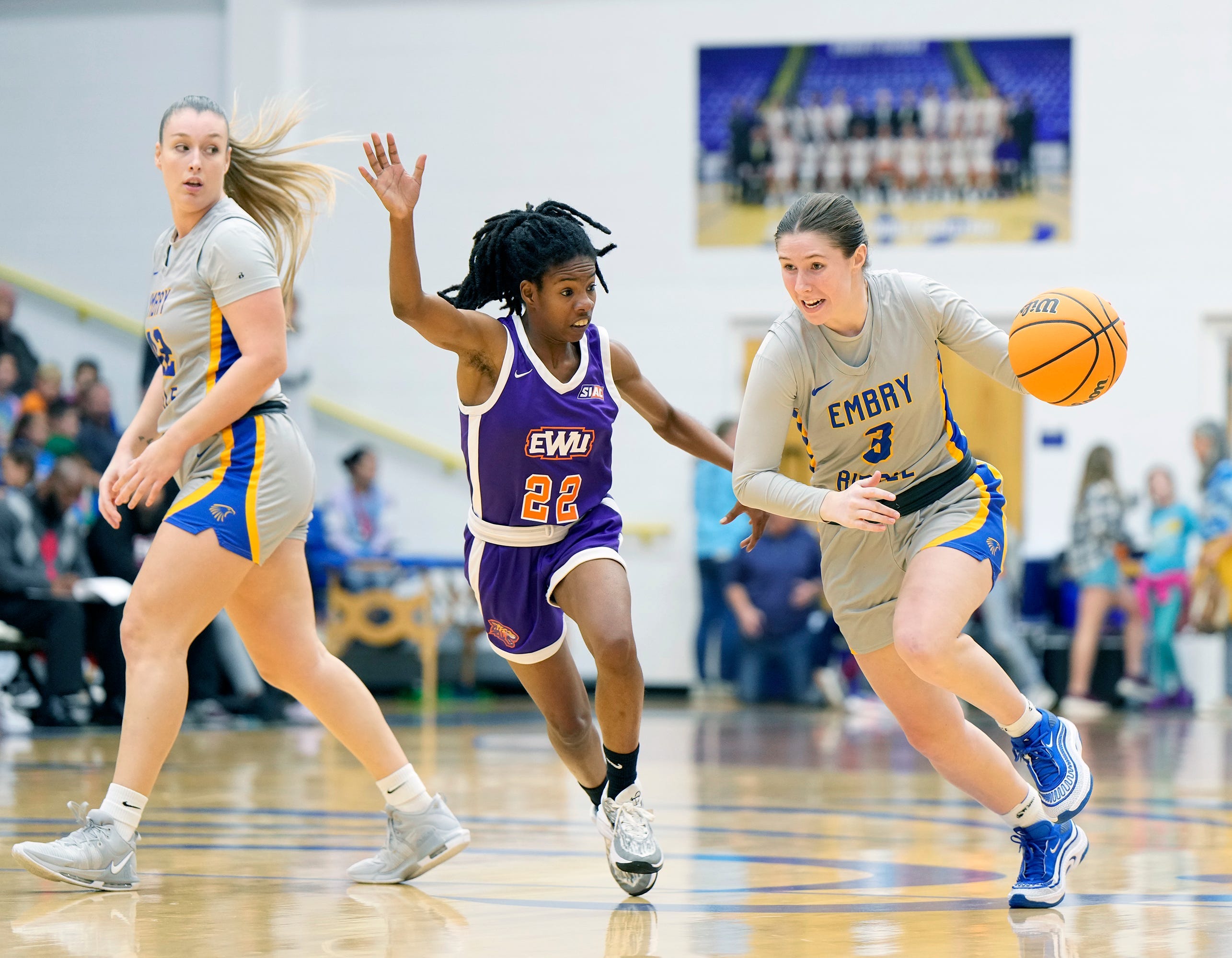 Embry-Riddle uses late run to down West Florida in NCAA DII women's ...