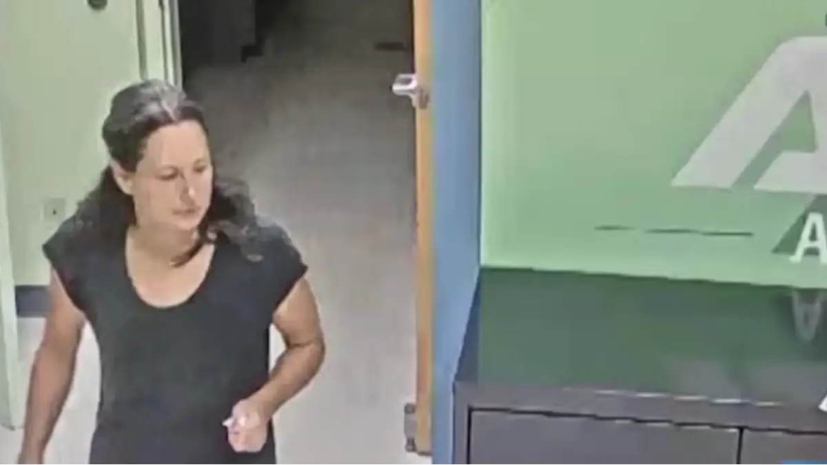 Parents Shocked That Ohio Teacher Who Called Principal 'Incompetent ...