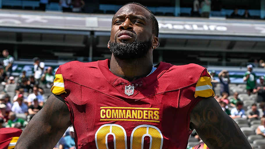 First-round defensive end re-signing with the Washington Commanders