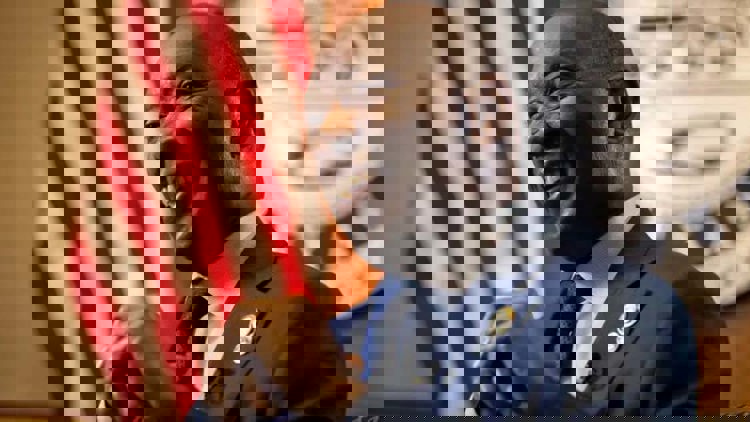 Harris County renames building after late Congressman Sylvester Turner