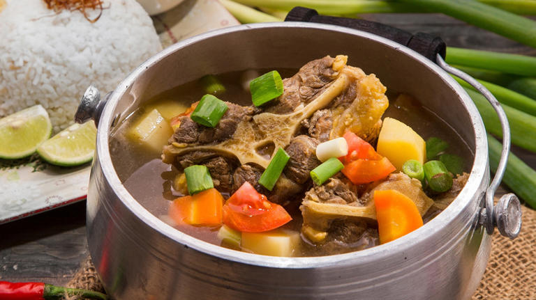 11 Common Mistakes That Will Ruin Your Oxtail Stew