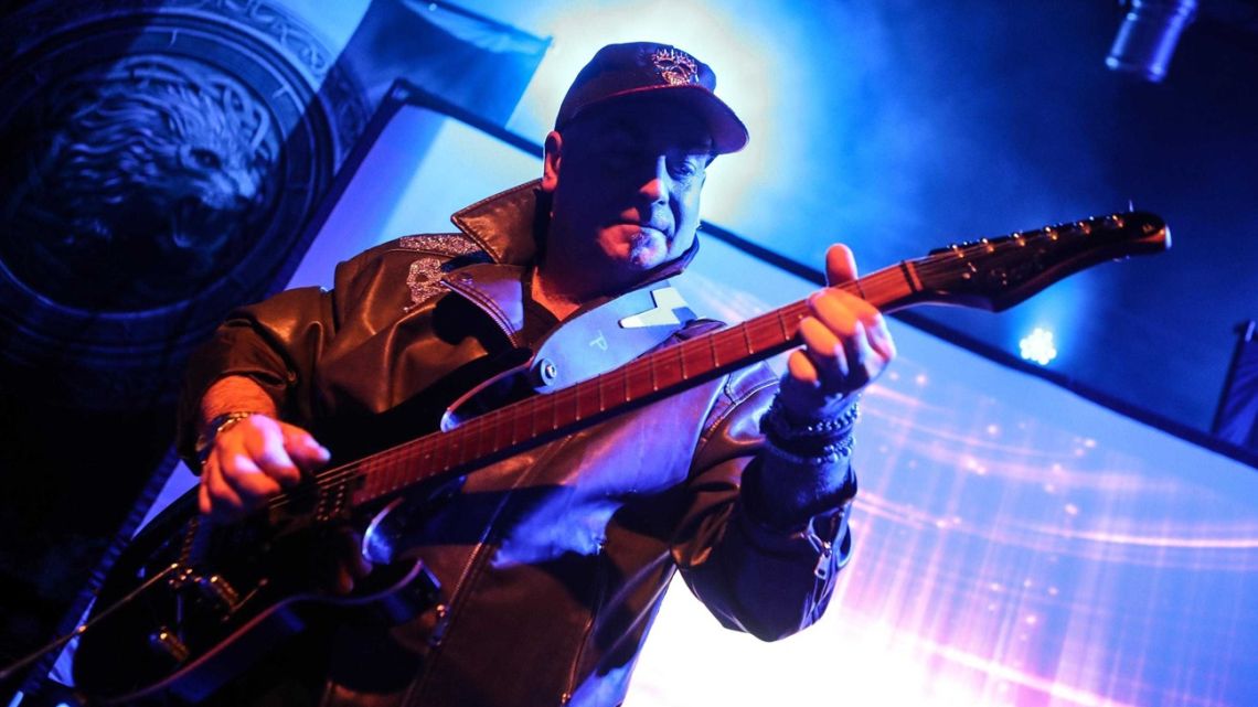 Tony Moore, de los inicios de Iron Maiden a su nuevo proyecto musical ...