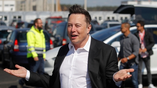 ‘Ultra-capitalist scum’: Elon Musk’s Tesla slammed for withholding ...