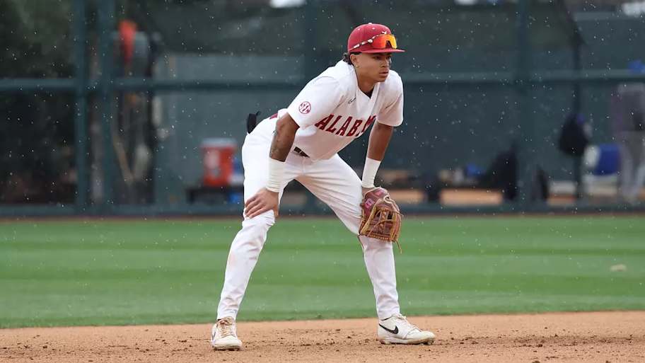 Alabama Shortstop Justin Lebron Makes Impact in Saturday Lineup Against Texas A&M