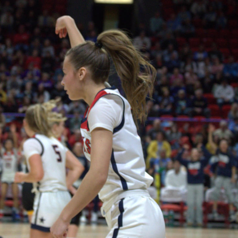 WIAA State Girls Basketball: Prairie shows grit in season-ending loss