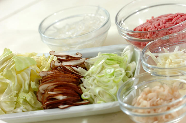 【今日の献立】2025年3月16日(日)「春巻きの具丼」