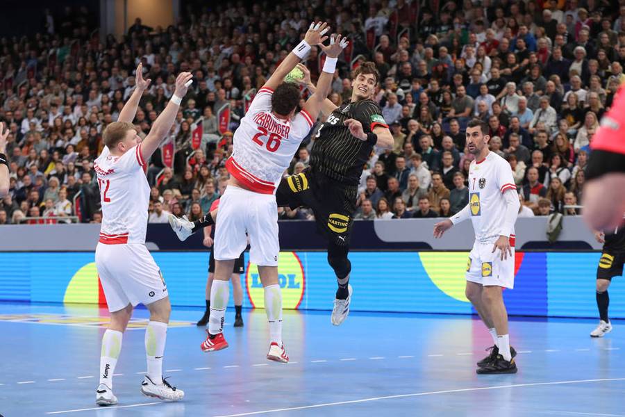 LIVE: Stürmt das DHB-Team davon?