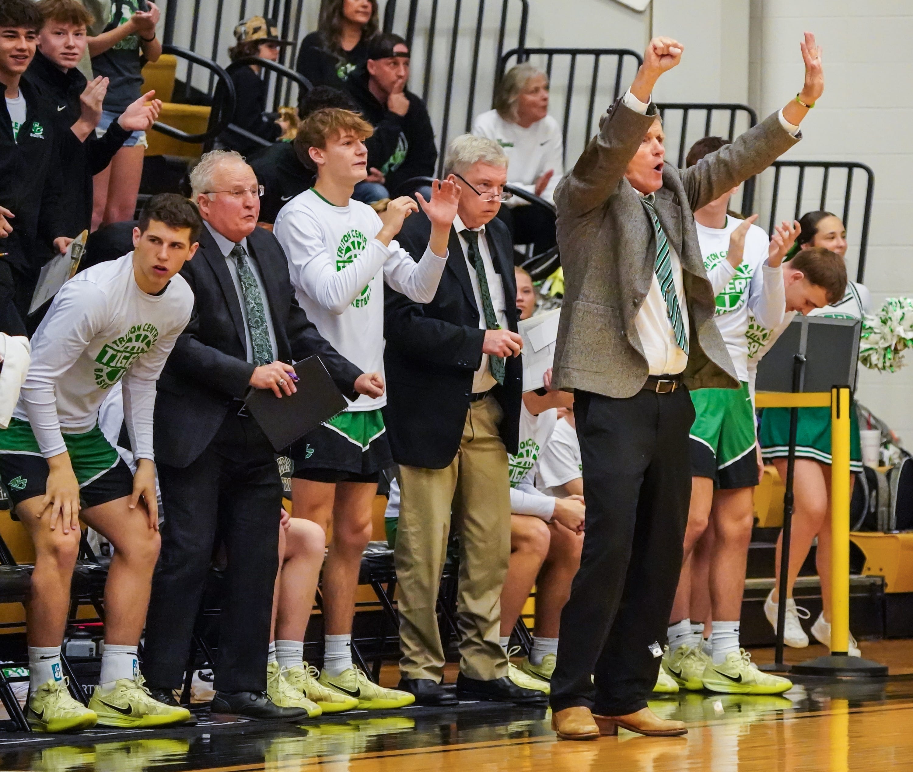 Takeaways, Super 25 results from Friday's high school basketball action