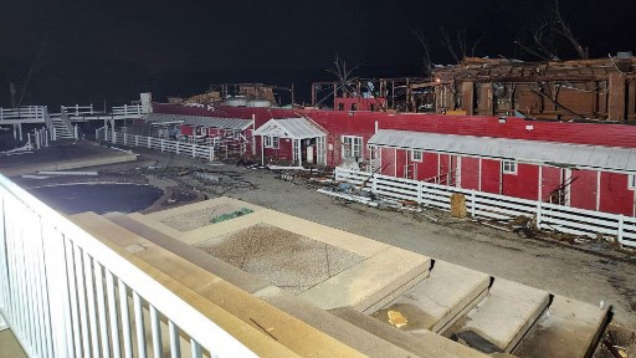 Major storm in US: Deadly tornadoes leave at least 14 dead in Missouri ...