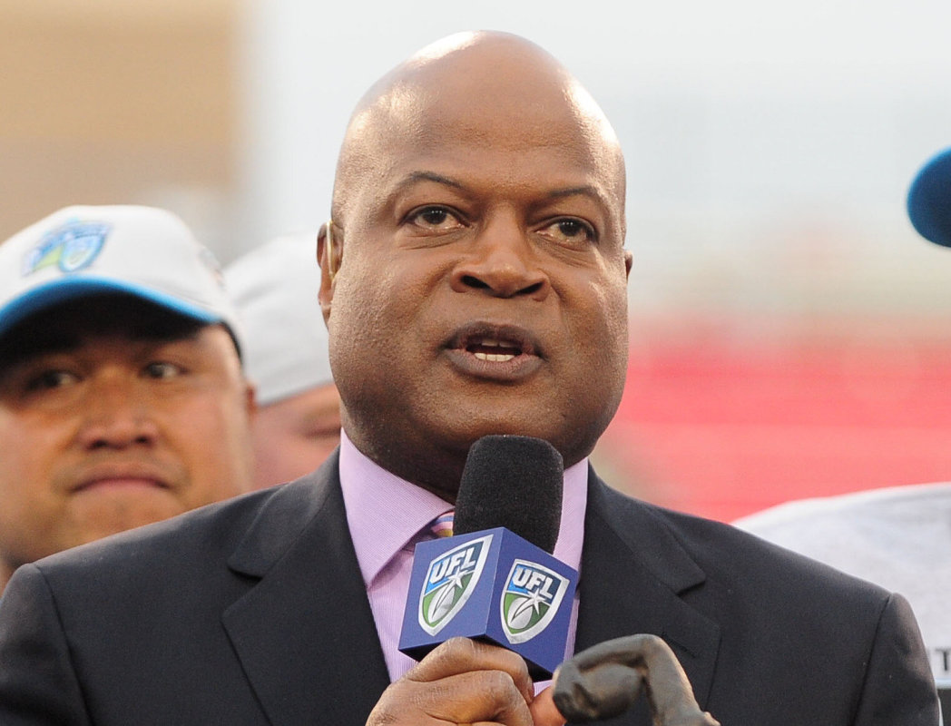 Yankees Fans Offer First Thoughts on New Announcer