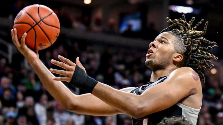 Michigan hoops commit balls out at the Breslin Center