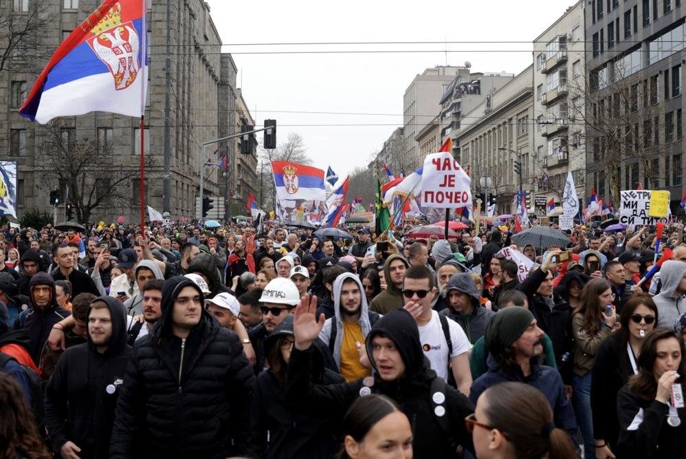Thousands protest against government in Belgrade, Serbia