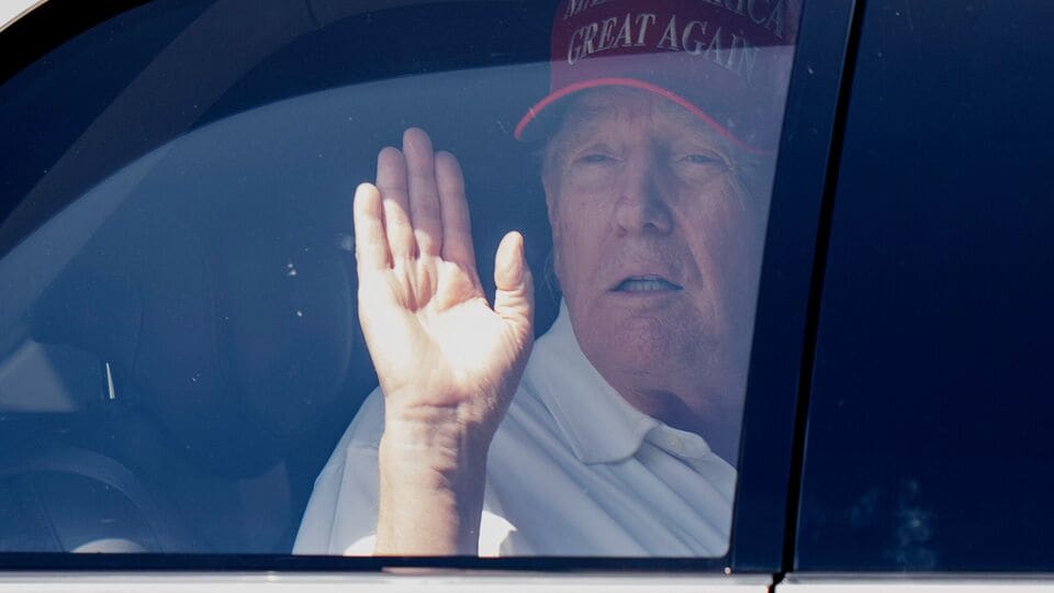 Donald Trump shares article with crossed-out Pink Triangle—No comment ...