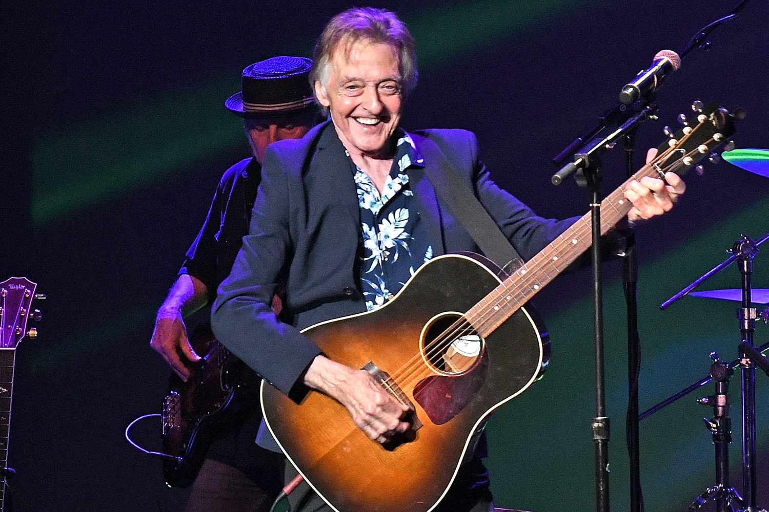 Joey Molland, Sole Surviving Original Member of Badfinger, Dies at 77 ...