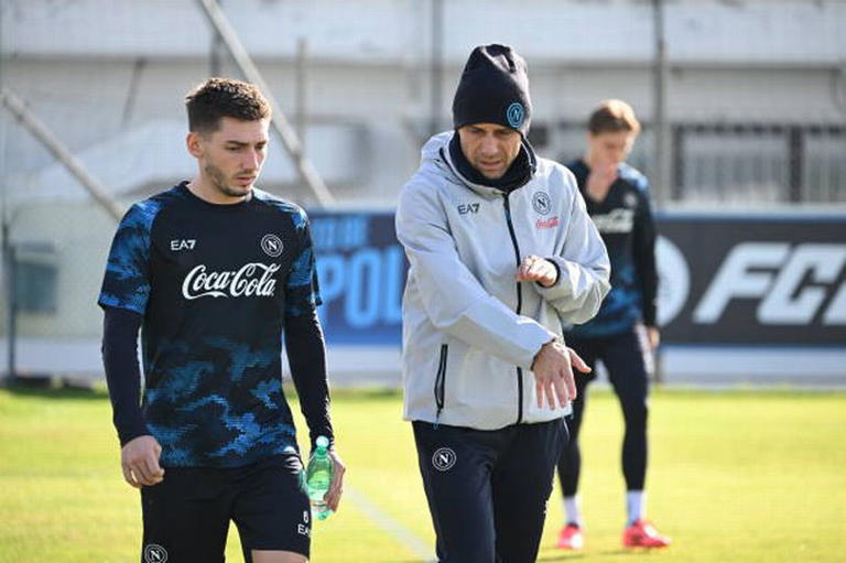 Antonio Conte declares love for Billy Gilmour as Napoli boss reveals ... Antonio Conte declares love for Billy Gilmour as Napoli boss reveals ...