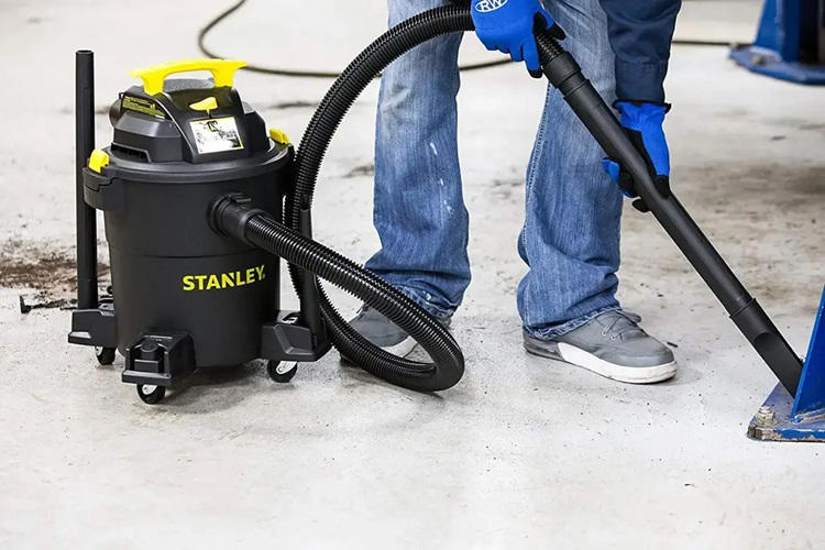 Best Buy Deals | Stanley - 6 Gallon wet/dry Vacuum $44.99 + More