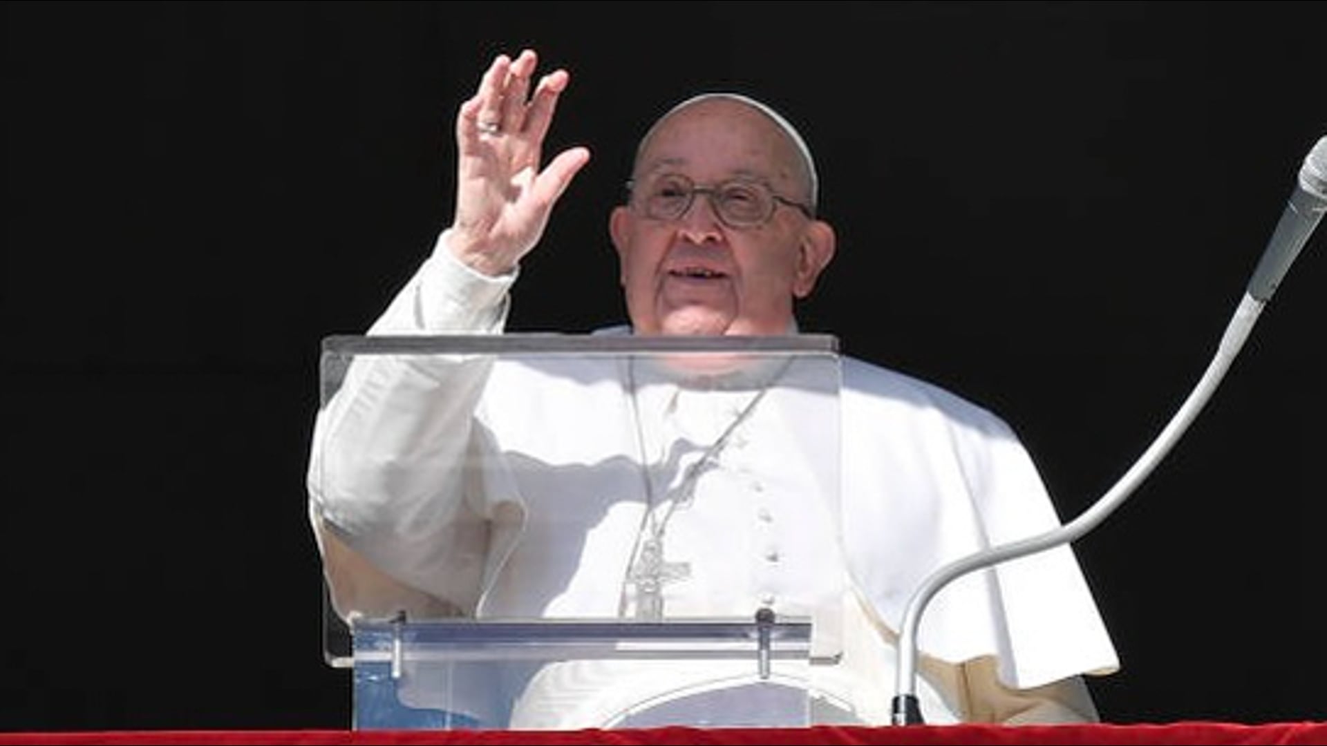 Pope Francis Shows Signs Of Recovery After Respiratory Crisis