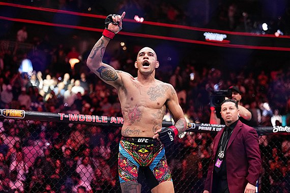 Alex Pereira Issues $200K Charity Challenge to UFC 313 Foe Magomed Ankalaev