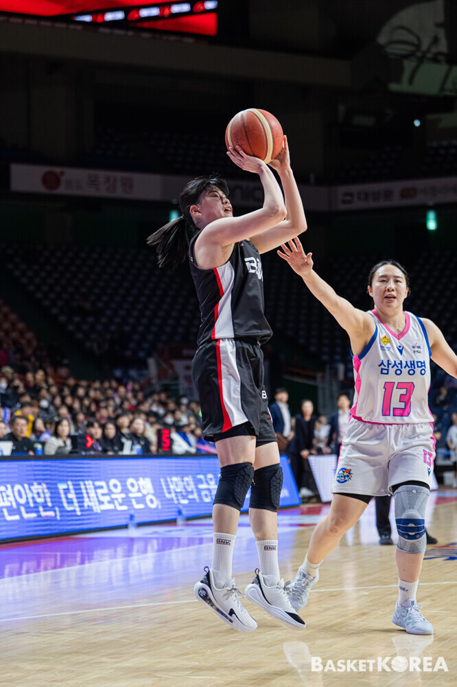 [BK포토] 부산 BNK SUM vs 용인 삼성생명 블루밍스 플레이오프 1차전 경기 화보