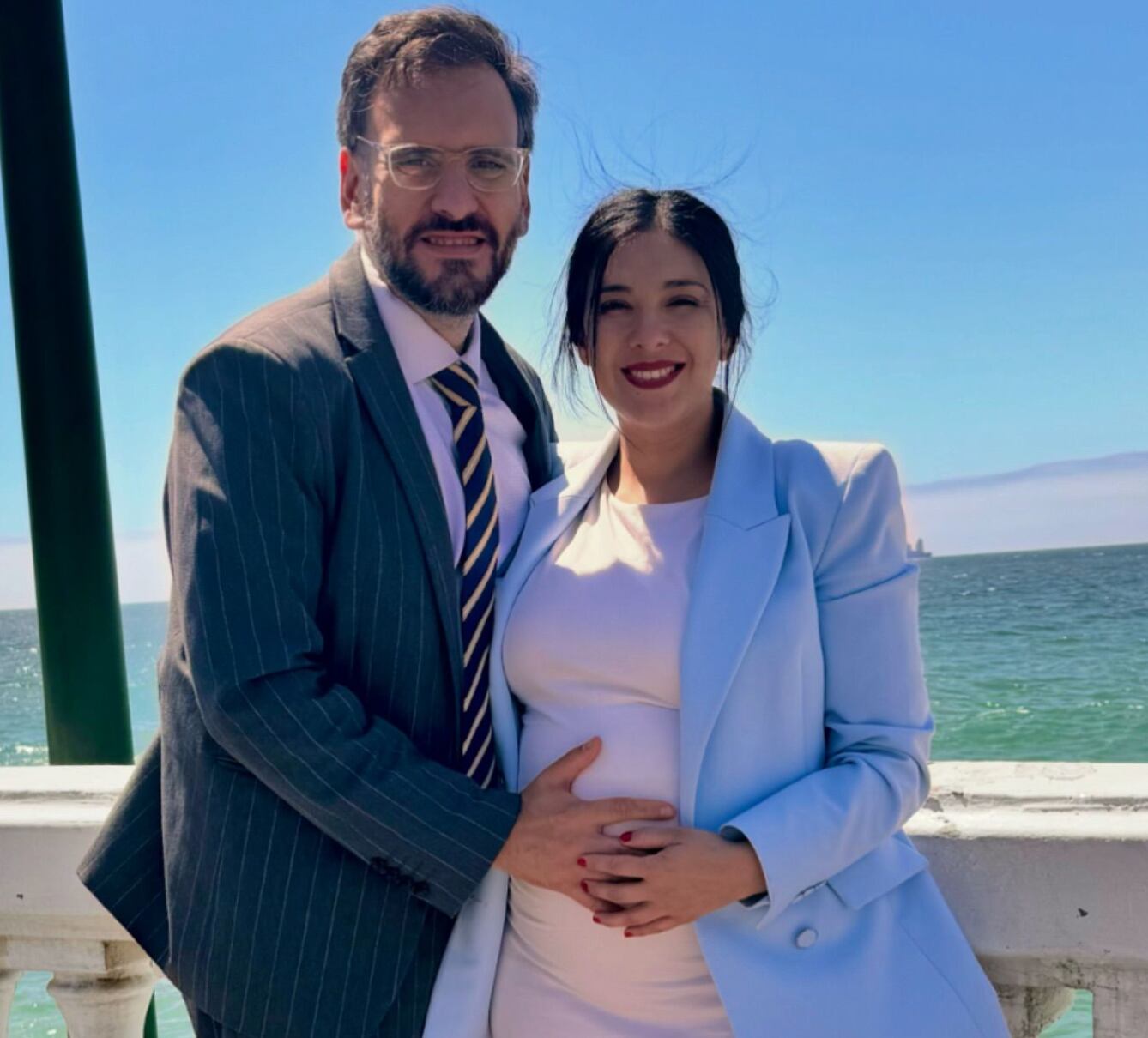 Karol Cariola y Tomás de Rementería se convirtieron en papás: “Ya estás ...