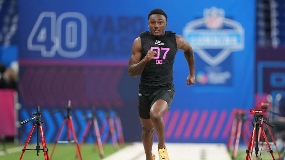 How Every Kansas Football Player Performed in the 40-Yard Dash