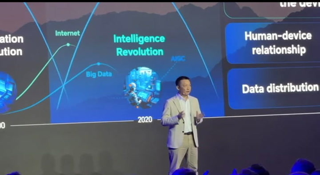 A Barcellona Honor lancia Alpha Plan: 10 mld di dollari nell'AI