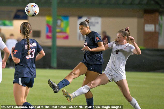 Tiger Woods jumps for joy as he watches daughter Sam, 17, win Florida ...