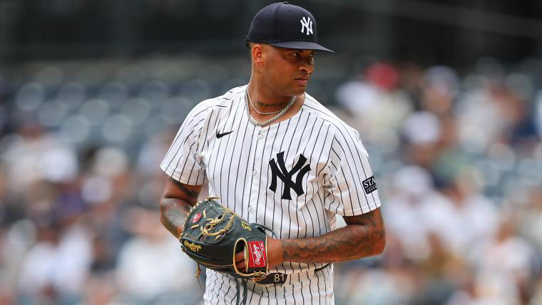 Luis Gil injury update: Yankees SP has lat strain following shoulder ...
