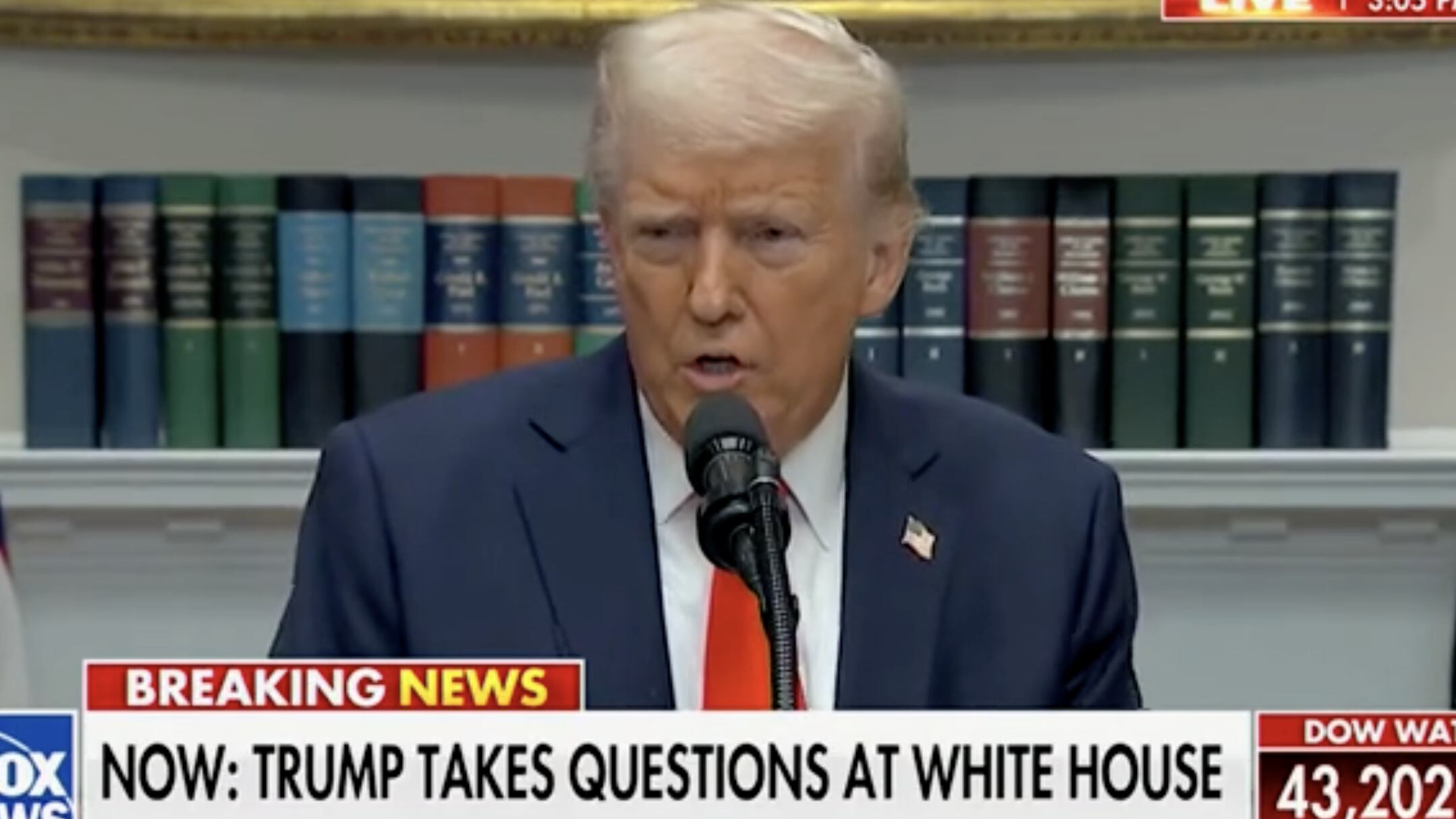 WATCH: Dow Tumbles on Fox News Broadcast as Trump Talks Tariffs