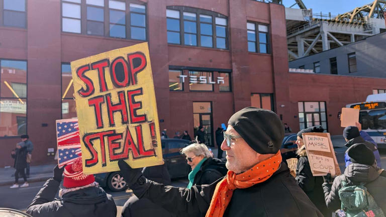 Tesla Showrooms Nationwide Rocked With Protests: ‘Musk Must Go’