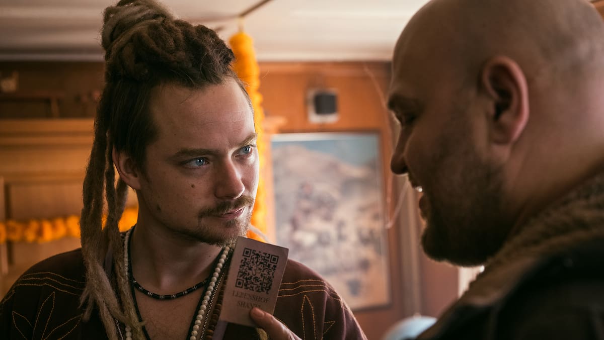 Sven Schelker als spiritueller Anführer in «Die Beschatter»: So hast du ...