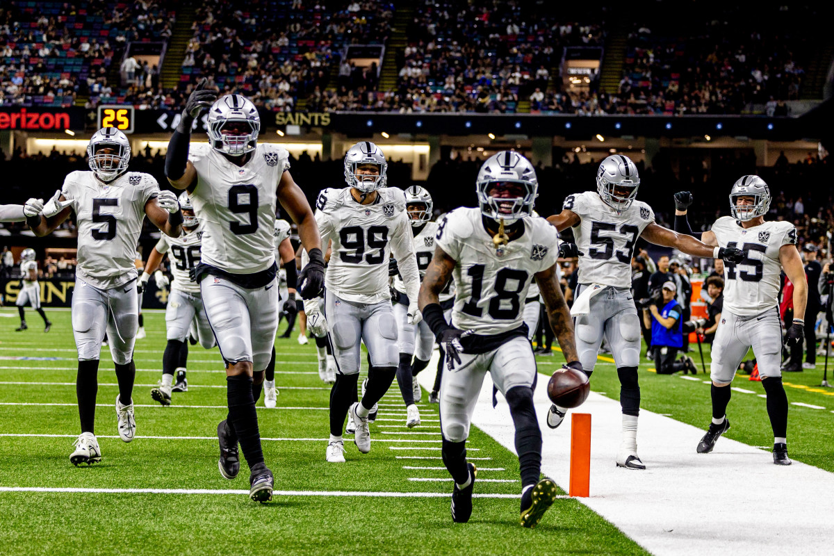 Raiders Starter Makes It Clear He Wants to Stay in Vegas