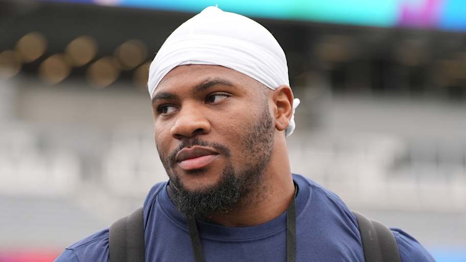 Cowboys do bare minimum to keep Micah Parsons from becoming Myles Garrett problem