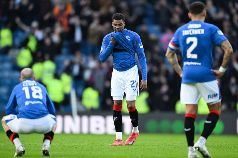 Rangers flops spotted 'hiding' on the pitch as Barry Ferguson told to ...