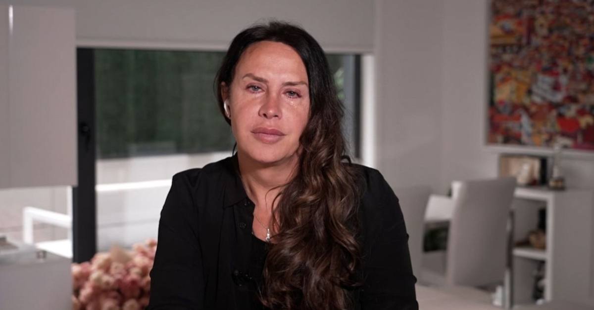 Karla Sofía Gascón Posts Apology–But the Internet Isn’t Buying It