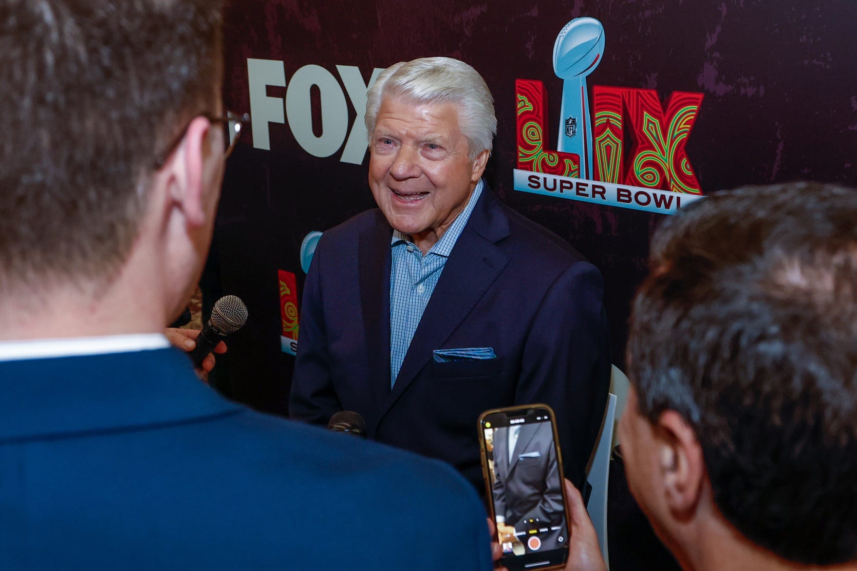 Jimmy Johnson, 81, will retire from Fox Sports