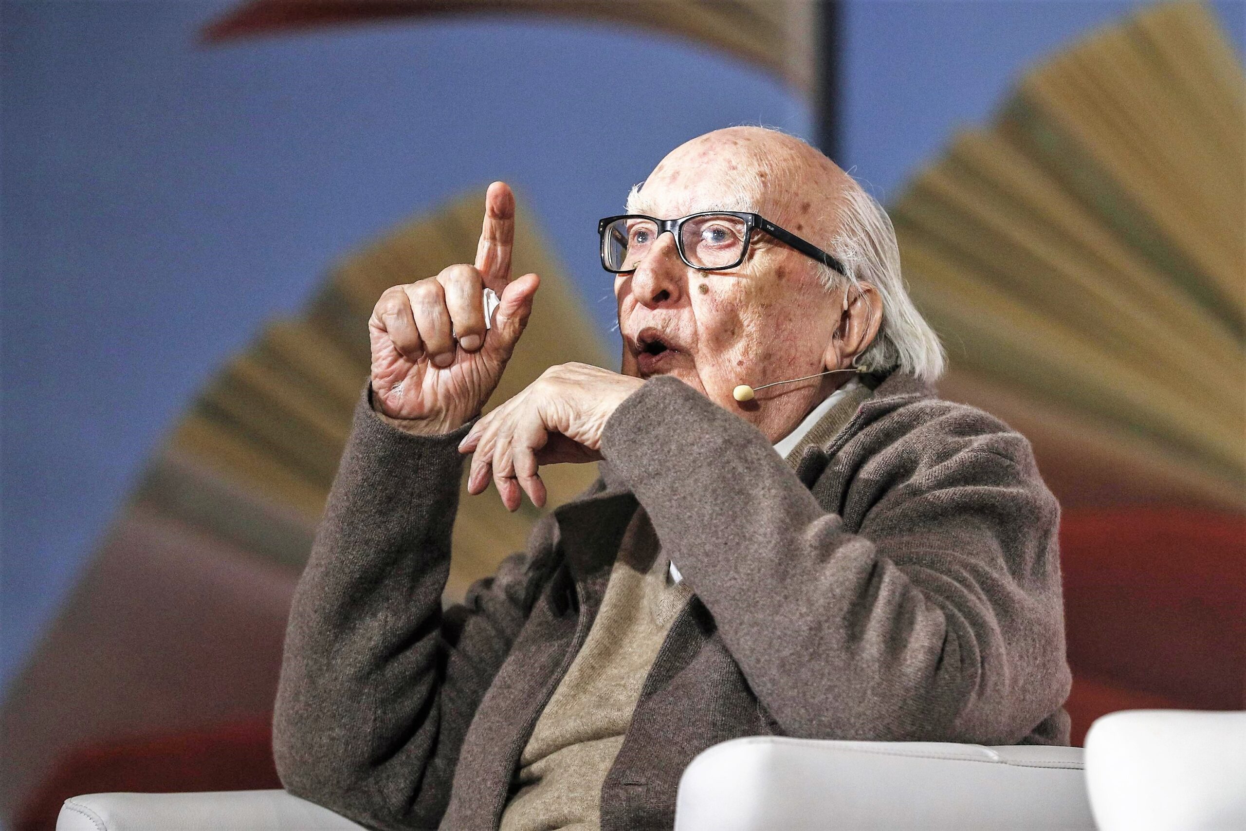 I libri in arrivo in autunno: attesa la prima biografia ufficiale di ...